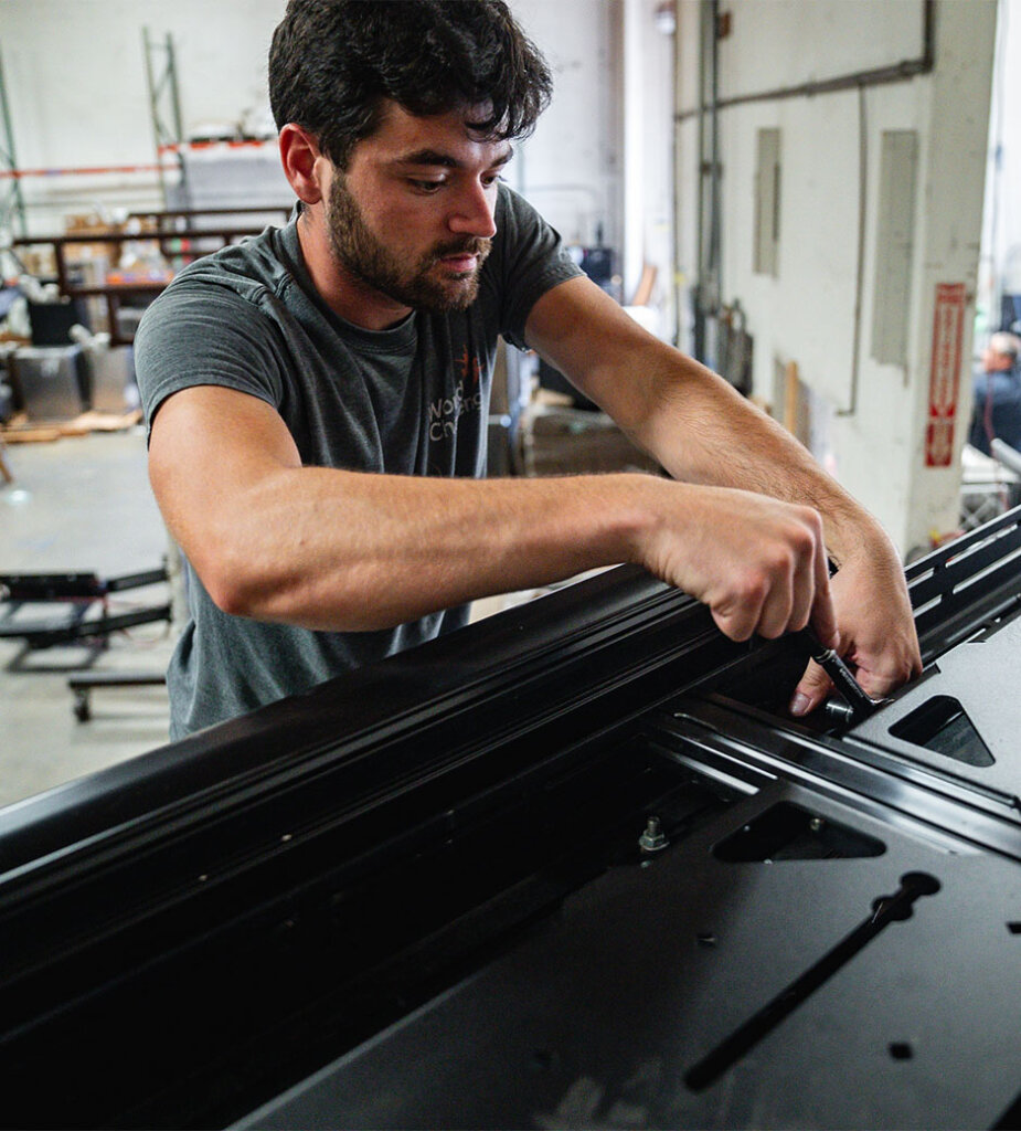 Meet the Aluminess RECON Modular Roof Rack